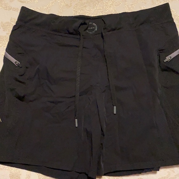 Hylete | Shorts | Hylete Mens Large Quad Cut Shorts | Poshmark